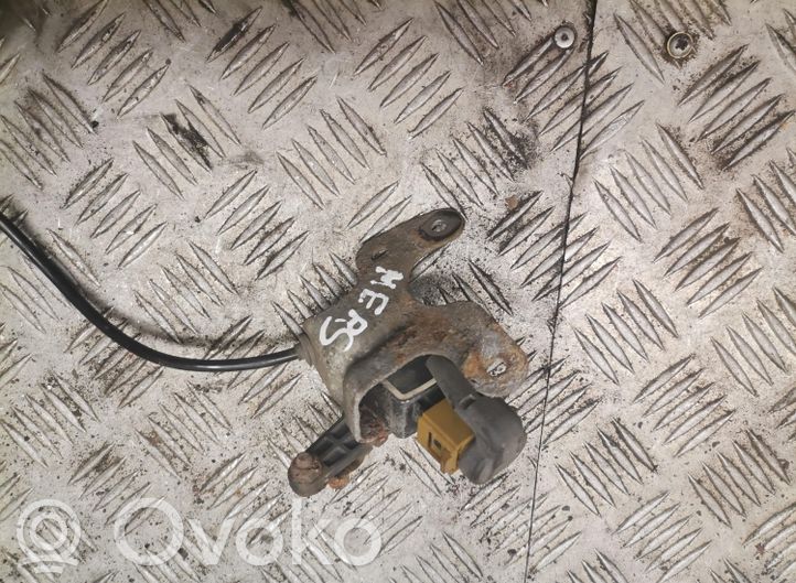 a2045450526 Mercedes-Benz E W212 Rear air suspension level height ...