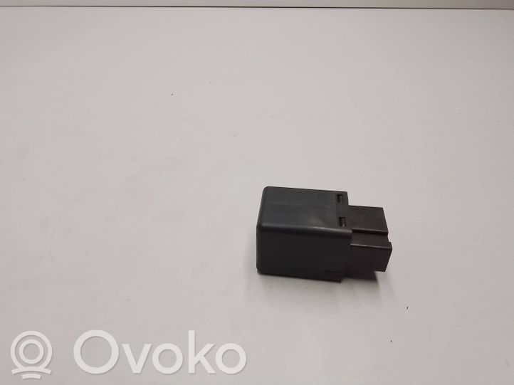 24330C9900 Nissan Qashqai Other relay, 7.00 € | RRR
