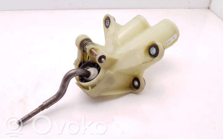 PA66GF33 Honda CR-V Gear selector/shifter (interior), 25.00 € | RRR