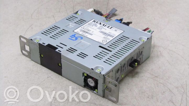 281157227R Renault Kadjar Radio/CD/DVD/GPS head unit, 132.44 € | RRR