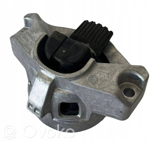 976199383A Porsche 992 Engine mount vacuum valve, 199.76 € | RRR