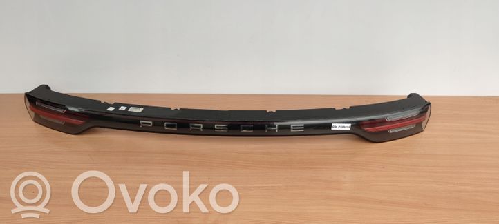 9Y0945081F Porsche Cayenne (9Y0 9Y3) Rear light center trim bar blend ...