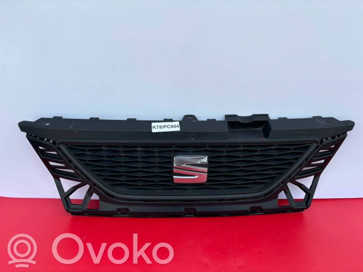1SL853653A Seat Mii Front bumper upper radiator grill, 103.53 € | RRR