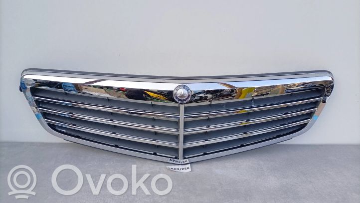 A2048801283 Mercedes-Benz C W204 Front bumper upper radiator grill, 28. ...