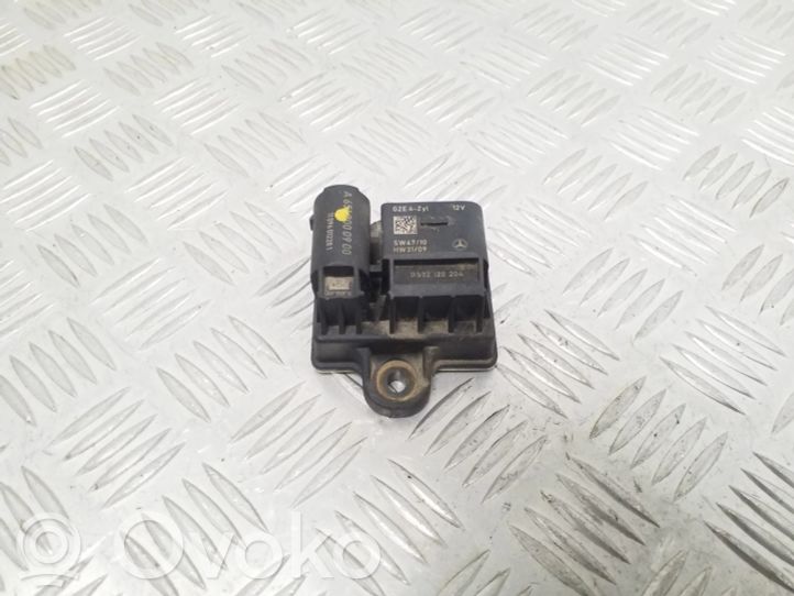 A6519000900 Mercedes-Benz Vito Viano W639 Glow plug pre-heat relay, 24. ...
