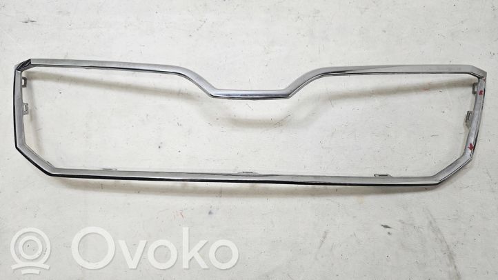 3V0853761 Skoda Superb B8 (3V) Front bumper upper radiator grill, 25.62 ...