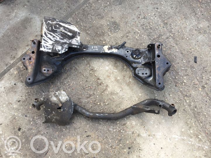 BMW 7 E32 Front subframe, 51.51 € | RRR