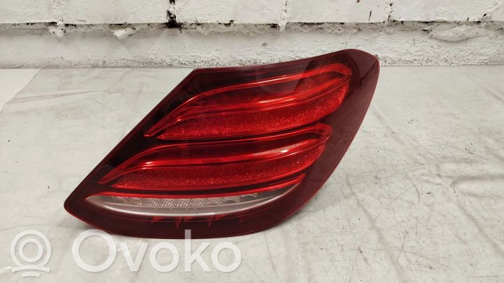 A2139068000 Mercedes-Benz E W213 Rear/tail lights, 175.00 € | RRR