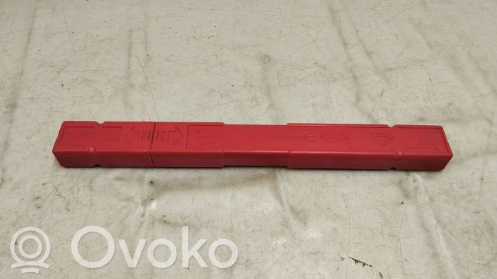 8k0860251b Audi Q5 SQ5 Emergency warning sign, 18.00 € | RRR