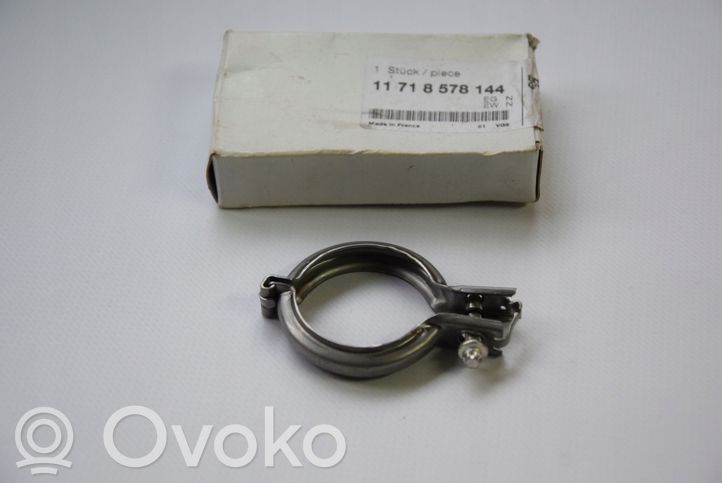 11718578144 BMW X3 G01 Muffler pipe connector clamp, 10.59 € | RRR