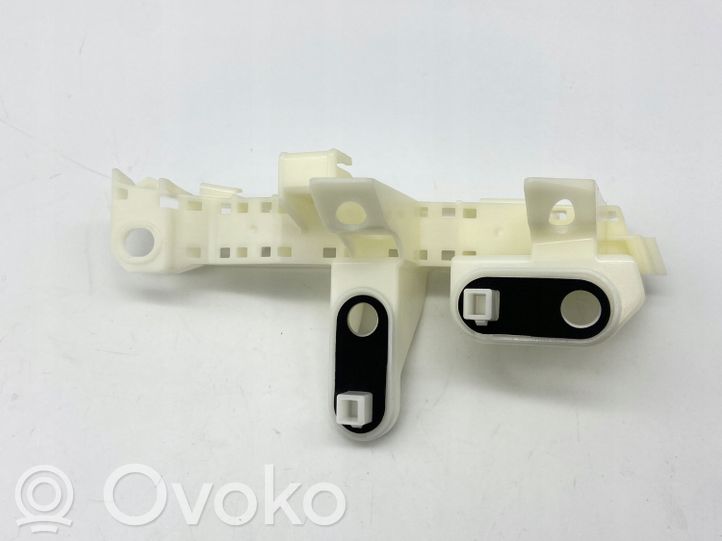 57707FJ080 Subaru XV I Rear bumper mounting bracket, 14.12 € | RRR