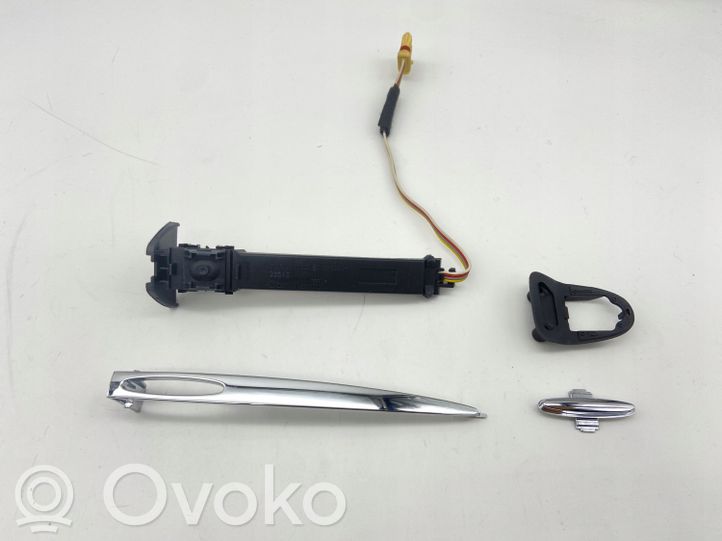 C2D32281LML Jaguar XJ X351 Other exterior part, 196.51 € | RRR