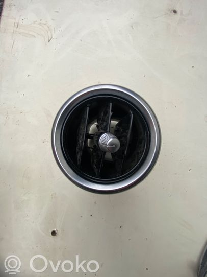 A2058301054 Mercedes-Benz C W205 Rear air vent grill, 33.00 € | RRR