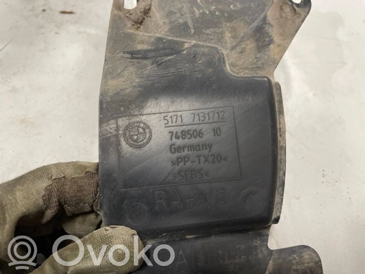 51717131712 BMW 3 E90 E91 Priekinės važiuoklės dugno apsauga, 10.00 € | RRR