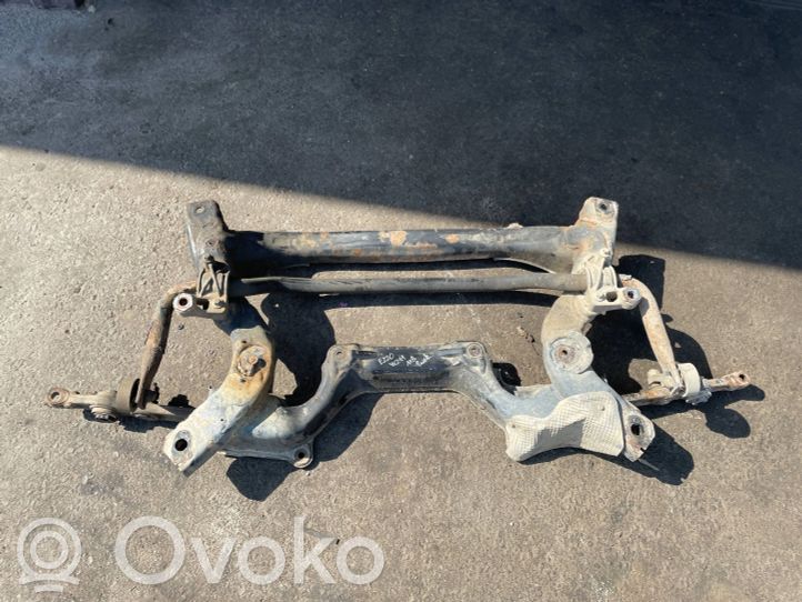 Mercedes-Benz E W211 Front subframe, 50.00 € | RRR