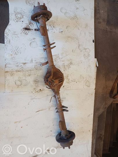 Mercedes-Benz Sprinter W901 W902 W903 W904 Poutre d'essieu arrière, 350 ...