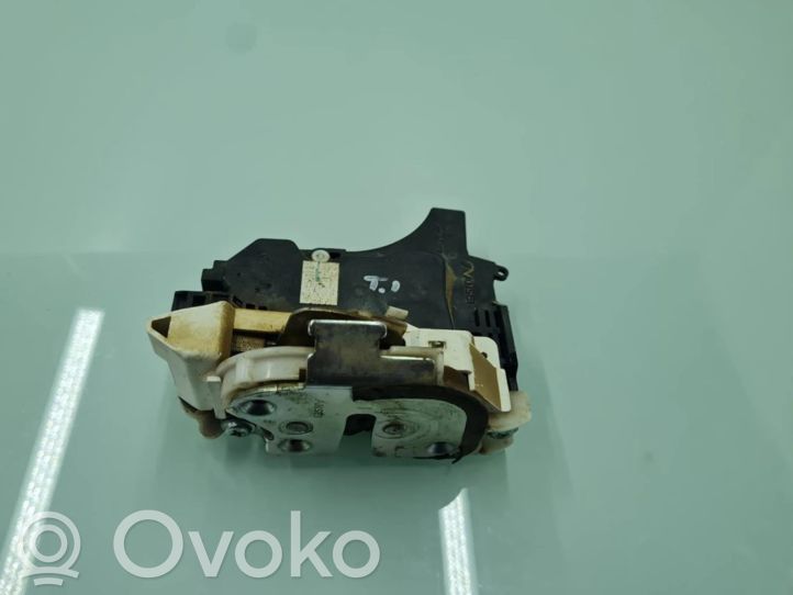 Mitsubishi L200 Rear door lock, 45.30 € | RRR