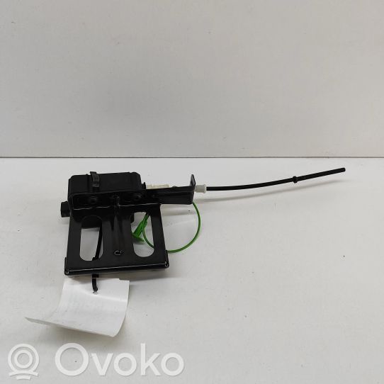 FSG000020 Land Rover Range Rover L322 Fuel tank cap lock, 32.00 € | RRR