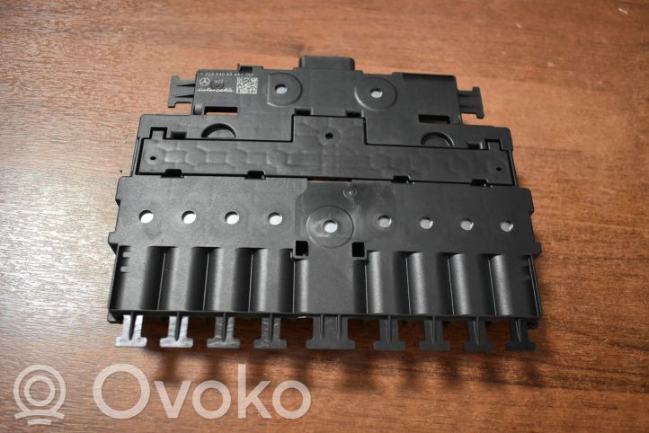 A2235408344 Mercedes-Benz S W223 Boîte à fusibles, 41.28 € | OVOKO