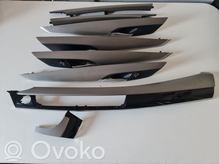9284856 BMW X5 F15 Panel trim, 220.00 € | RRR