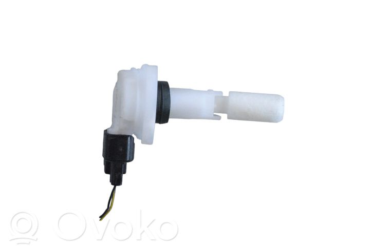 Volvo XC40 Windshield washer fluid level sensor, 11.00 € | RRR