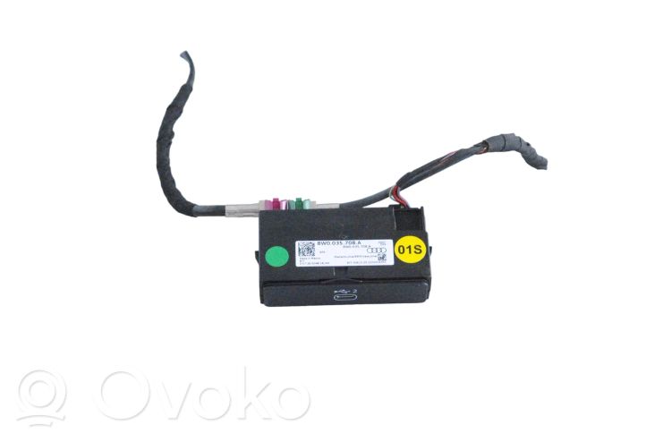 8W0035708A Audi Q5 SQ5 USB socket connector, 74.00 € | RRR