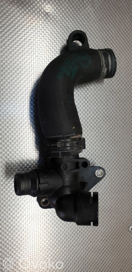 06B121101A Audi A4 S4 B6 8E 8H Tuyau de liquide de refroidissement ...