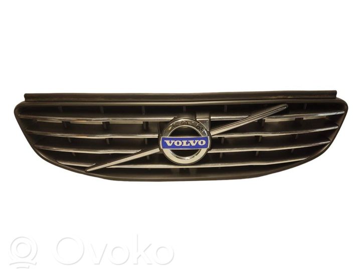 31333832 Volvo XC60 Augšējais režģis, 150.00 € | RRR