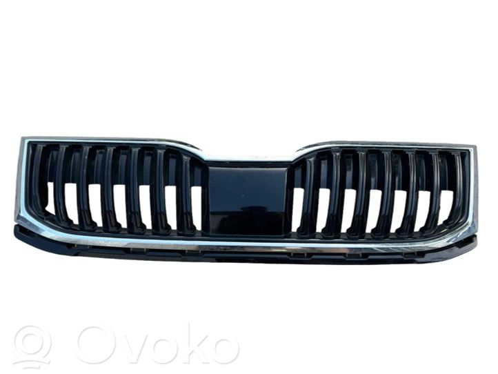 5E0853653C Skoda Octavia Mk3 (5E) Front bumper upper radiator grill ...