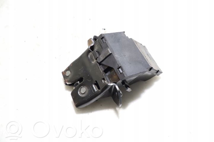 Mercedes-Benz E W211 Tailgate/trunk/boot lock/catch/latch, 21.62 € | RRR