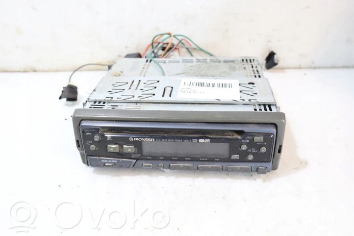 DEH345R Peugeot Partner Radio/GPS head unit trim, 16.47 € | RRR