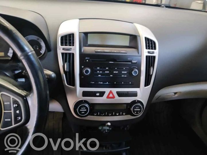 974801H000 KIA Ceed Center console, 29.81 € | RRR