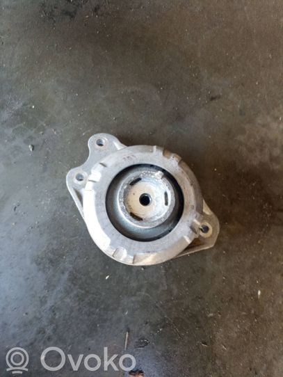 A2052407900 Mercedes-Benz GLC X253 C253 Engine mount bracket, 28.00 € | RRR