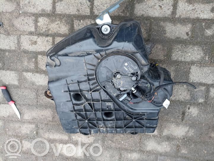 A2054703901 Mercedes-Benz C W205 AdBlue liquid reservoir, 130.00 € | RRR