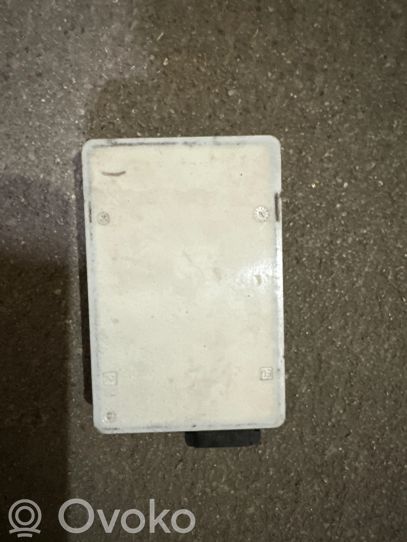 A0009055103 Mercedes-Benz E W212 Distronic sensor radar, 150.00 € | RRR