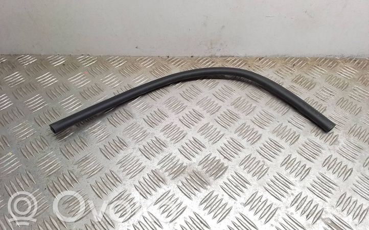 51767143757 BMW 3 E90 E91 Другая деталь отсека двигателя, 15.00 € | RRR