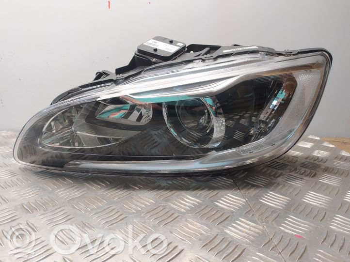 31420261 Volvo V60 Phare frontale, 500.00 € | OVOKO
