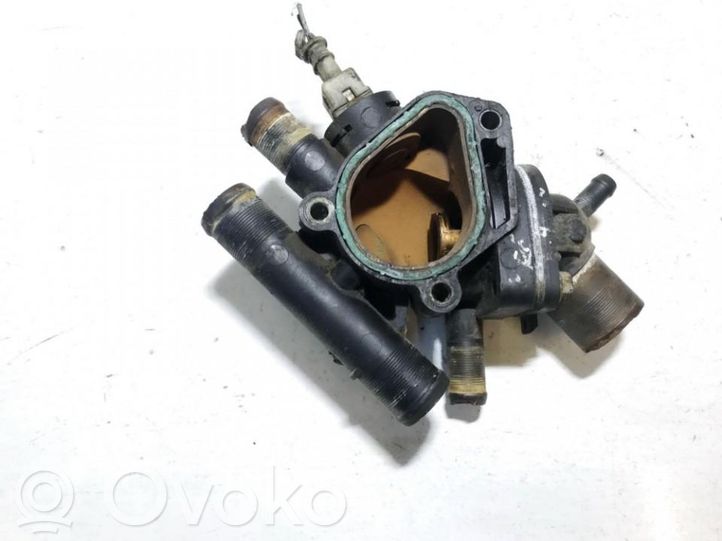 8200065390 Renault Scenic I Engine coolant pipe/hose, 17.00 € | RRR