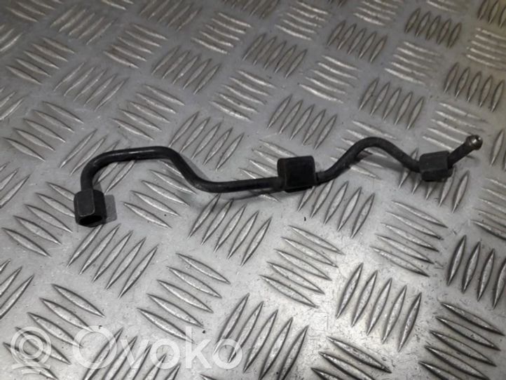Mercedes-Benz E W211 Fuel line pipe, 6.50 € | RRR