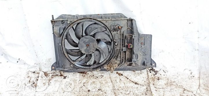 Peugeot 206 Radiator cooling fan shroud, 51.00 € | RRR