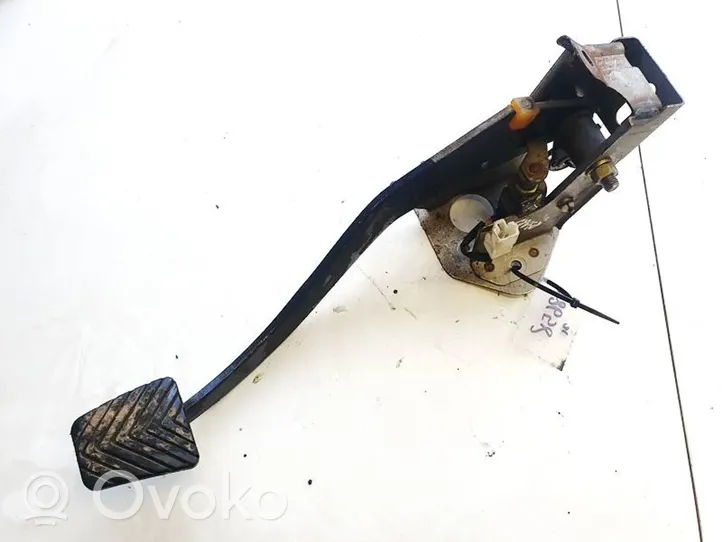 Hyundai Santa Fe Brake pedal sensor switch, 11.50 € | RRR