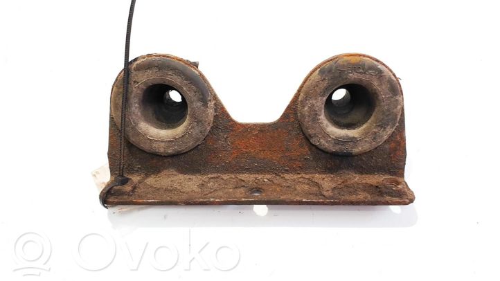 7h0253144 Volkswagen Transporter - Caravelle T5 Muffler mount bracket ...