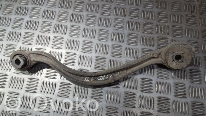 Peugeot 407 Triangle bras de suspension supérieur arrière, 28.00 € | OVOKO