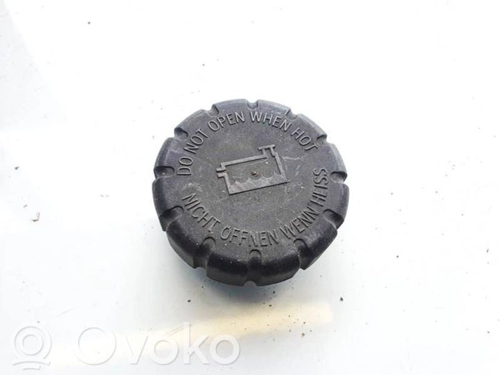 2105010615 Mercedes-Benz C AMG W204 Coolant expansion tank/reservoir ...