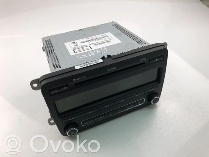 5J0035161D Skoda Fabia Mk2 (5J) Radio/CD/DVD/GPS head unit, 40.00 € | RRR