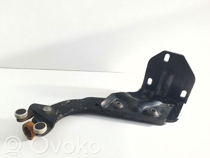A4477601547 Mercedes-Benz Vito Viano W447 Guida/cerniera inferiore del ...