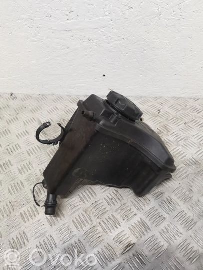 75300799 BMW 3 E90 E91 Coolant expansion tank/reservoir, 20.00 € | RRR