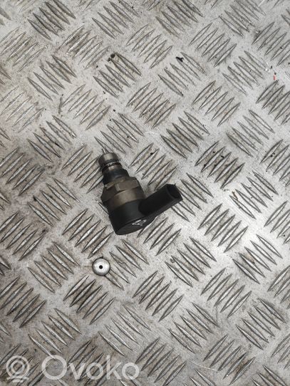 0281002481 BMW 5 E60 E61 Fuel pressure sensor, 20.00 € | RRR