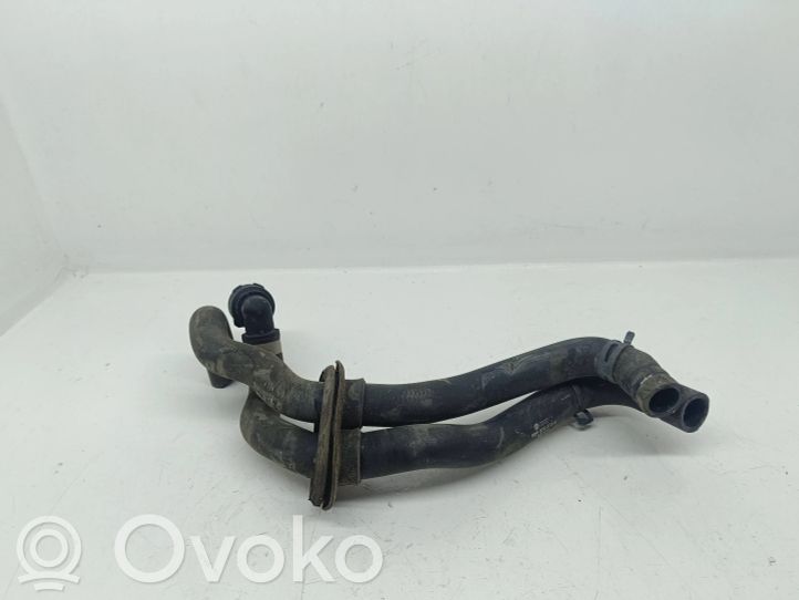 8D0819373N Audi A4 S4 B5 8D Engine coolant pipe/hose, 12.00 € | RRR