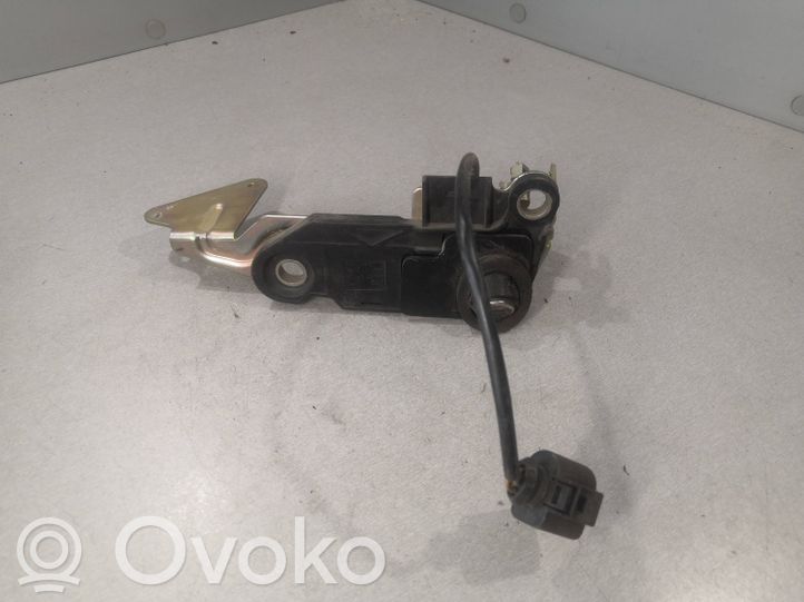 3B9827297A Volkswagen PASSAT B5.5 Tailgate exterior lock, 3.99 € | RRR